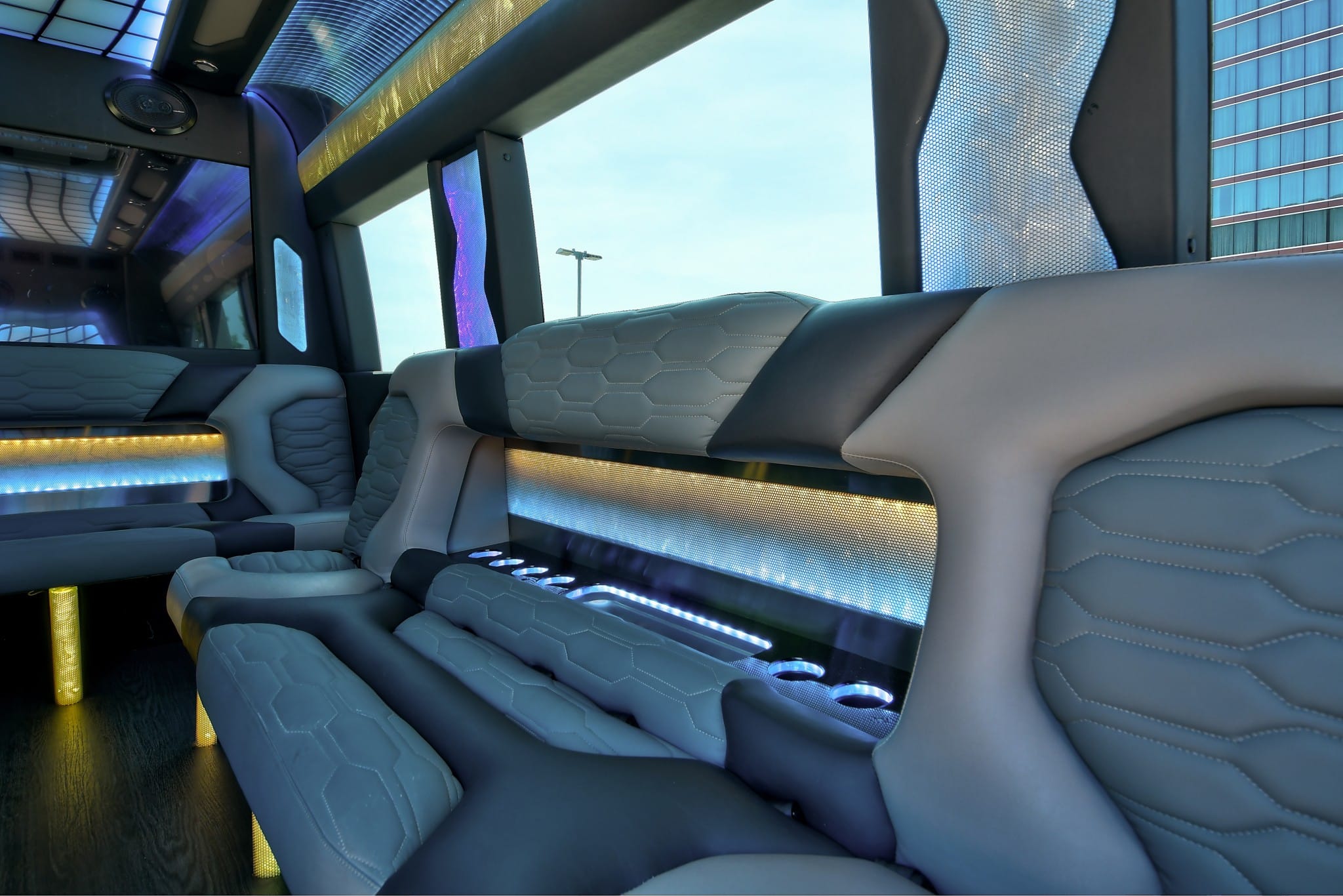 Dallas/Fort Worth Fleet Vehicles | Ash Limo